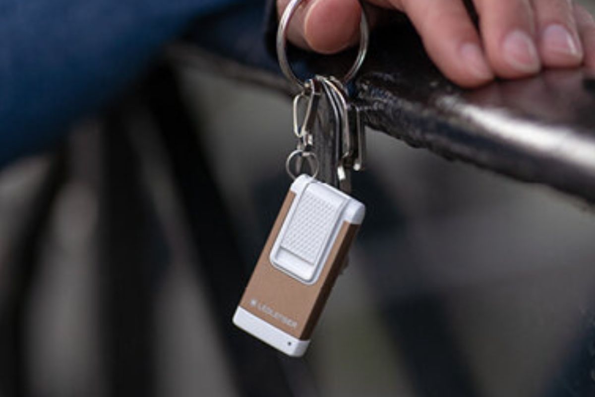 Best Lightweight Torch for EDC (2026): The Ledlenser UK Guide
