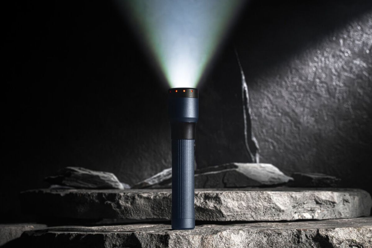 Torches Buying Guide | Best Torch in UK for Home, Work & Outdoor Use